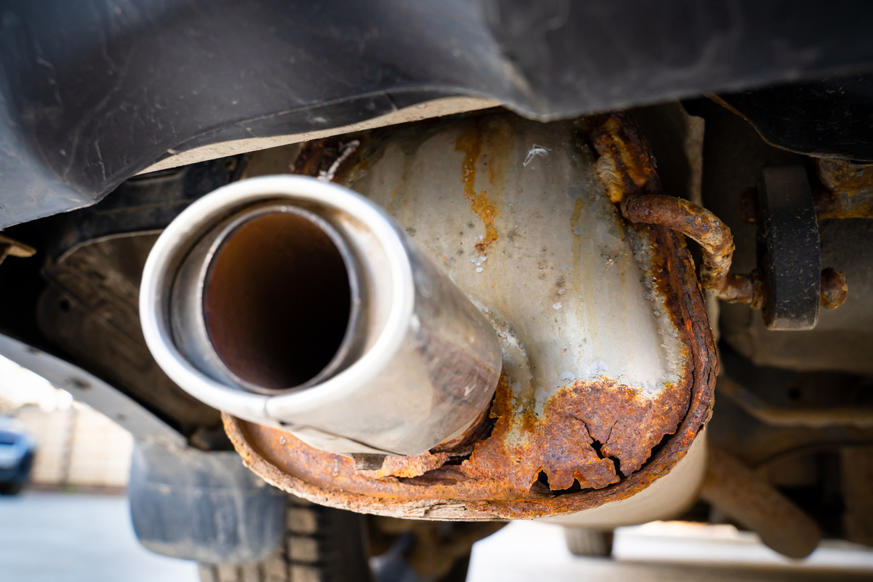 Exhaust Corrosion: How To Spot It & How It’s Caused - Scrap Car Comparison